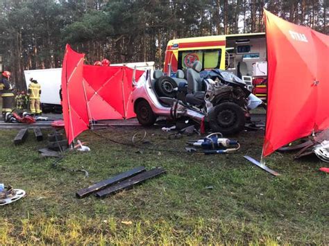 Tragiczny wypadek na DK 10 pod Bydgoszczą Nie żyje jedna osoba