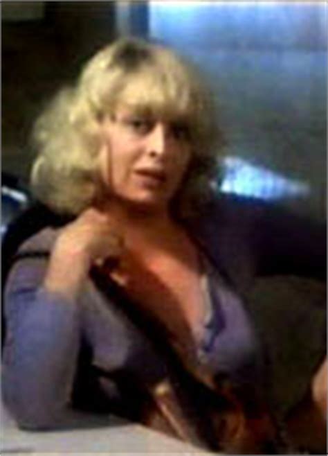 Naked Isabel Luque in La insólita y gloriosa hazaña del cipote de Archidona