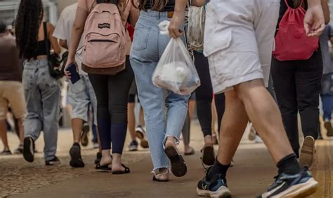 Sessenta estudantes tiraram nota mil na redação do Enem Click Guarulhos