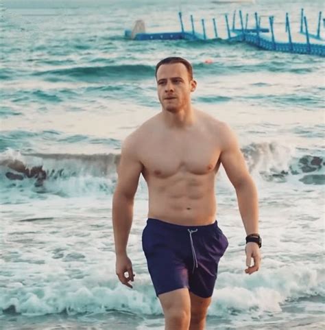 Pin By Sophie On KEREM B Most Handsome Men Shirtless Men Man Swimming