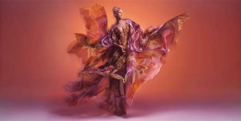 L Exposition Majestueuse D Iris Van Herpen Au Mus E Des Arts D Coratifs