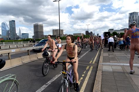 Dsc World Naked Bike Ride Wnbr London June Water Flickr