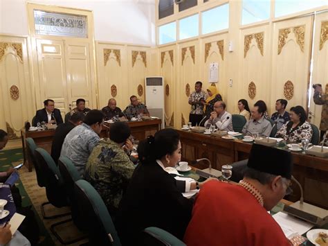 Sekretariat Kabinet Republik Indonesia Tindak Lanjuti Pengaduan
