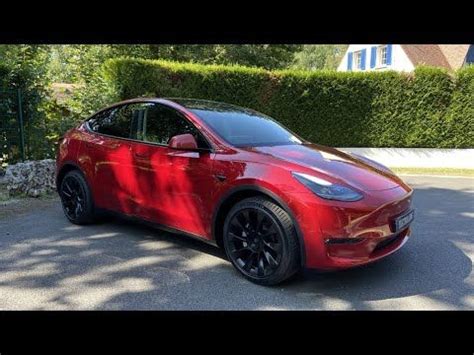 Présentation détaillée et essai du SUV Tesla model Y 2021 version Long