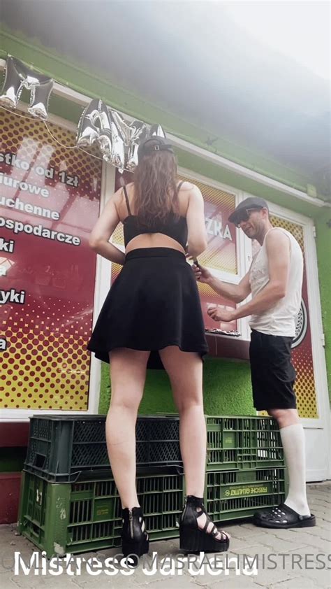 FemdomZzz Cruelamazons Mistress Jardena Best Farmers Date