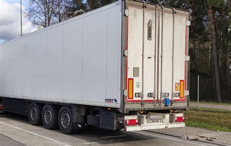 Wielki zakaz wyprzedzania dla ciężarówek ostatecznie zatwierdzony