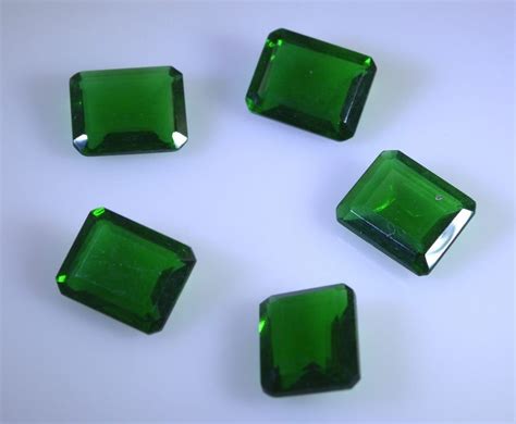 Synthetic Cubic Zirconia Emerald Cz Loose Stone Pieces X Mm