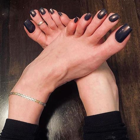 Les pieds des femmes afro américaines semeses nues Photos de femmes