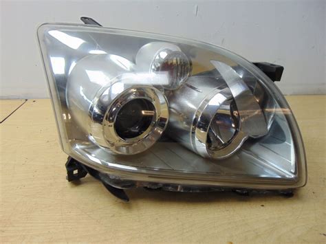 LAMPA PRAWA PRZÓD TOYOTA AVENSIS T25 LIFT EUROPA 12141741152