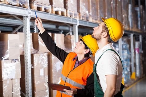 Magasinier cariste salaire études rôle compétences RegionsJob