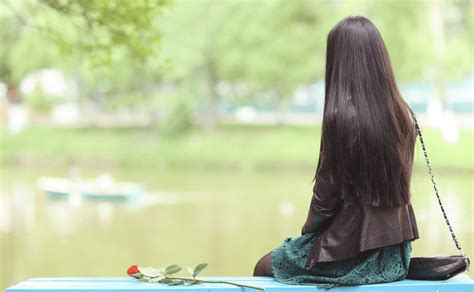 How To Care For A Sad Person In 8 Heart Felt Ways