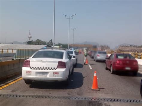 Circulan Patrullas Clonadas De La Guardia Nacional En La Autopista Del