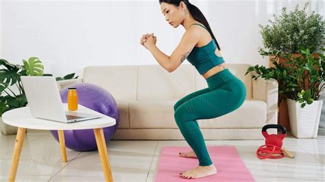Exercícios físicos em casa dão resultado Dicas de especialistas