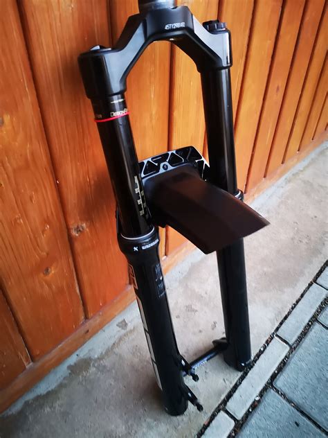 Rockshox Zeb Ultimate 29 EBikeAI