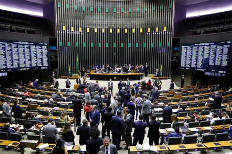 Congresso aprova texto base do Orçamento para 2020 Política Valor