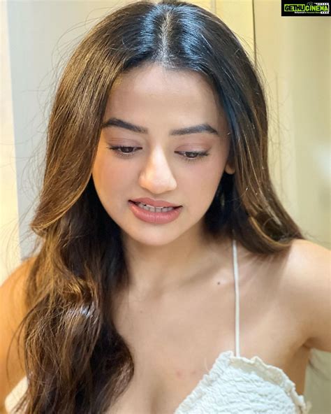 Helly Shah Instagram Album Recent Gethu Cinema