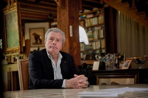 Photo Exclusif Premier tournage avec Alain Delon à Douchy Montcorbo