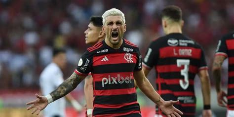 Time da série A libera PIX pra arrancar Arrascaeta do Flamengo