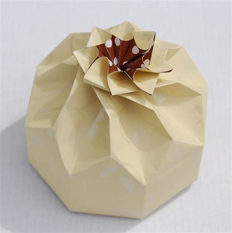 Especially Origami Gift Wrapping Ideas MAKE AN ORIGAMI