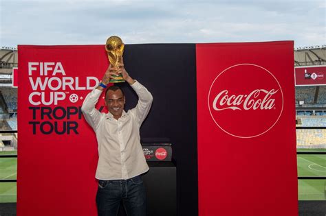 Rio De Janeiro Recebe O Tour Da Ta A Da Copa Do Mundo Da Fifa Por Coca Cola