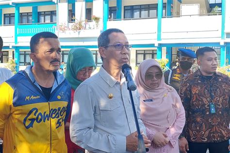 Heru Budi Ungkap Ada 3 9 Juta Warga Miskin Di Jakarta Hasil