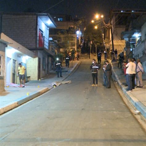 Ecuador Se Acerca A Las Tres Mil Muertes Violentas Los Cr Menes Se