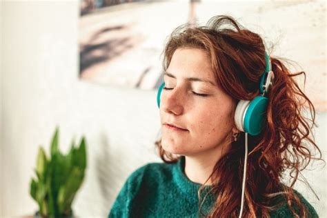 Cuáles son las canciones más alegres y que levantan el ánimo según la