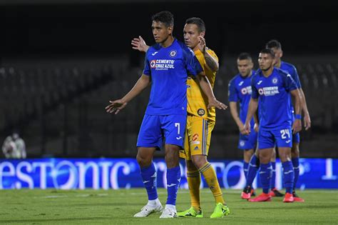 Luis Romo aseguró que Cruz Azul debe ganar hasta títulos moleros
