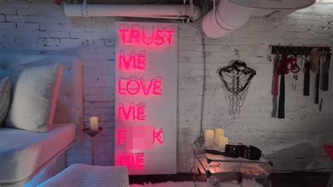 How To Build A Sex Room 2022 Mubi