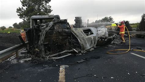 Gelán Noticias Un herido grave al incendiarse un camión que