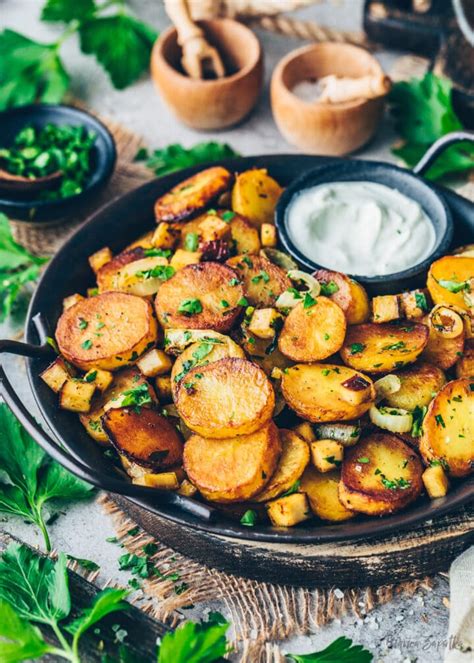 Crispy Pan Fried Potatoes With Onions Grandma S Recipe Bianca