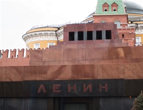 La Moscova Un Barbat A Incercat Sa Dea Foc Mausoleului Lui Lenin El A