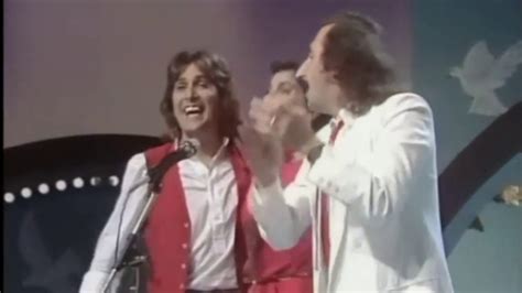 SARÁ PERCHÉ TI AMO RICCHI E POVERI 1981 REMASTERIZADO HD YouTube
