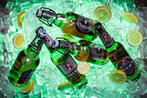 La OCU advierte sobre las cervezas con limón pueden no ser lo que