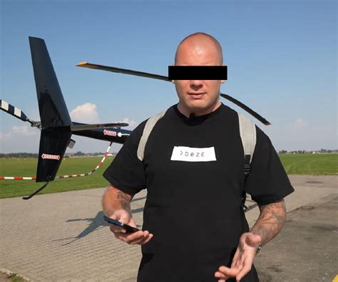 Youtuber Budda Zatrzymany Przez Cb P Prokuratura Postawi A Kamilowi L
