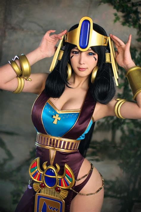 Calvin S Canadian Cave Of Coolness Nefertiti Cosplay By Doremi