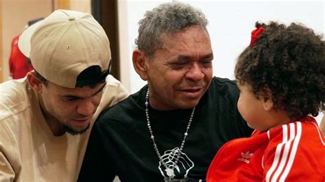 El Emotivo Reencuentro De Luis D Az Con Su Padre Tras D As