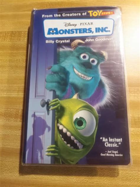 MONSTERS INC VHS 2002 Clear Clam Shell Blue Tape Disney Pixar EUR 4