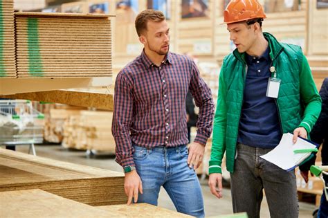 Ceny materiałów budowlanych spadają czwarty miesiąc z rzędu