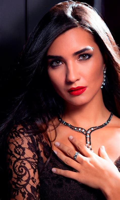 Poze Tuba Büyüküstün Actor Poza 8 din 79 CineMagia ro