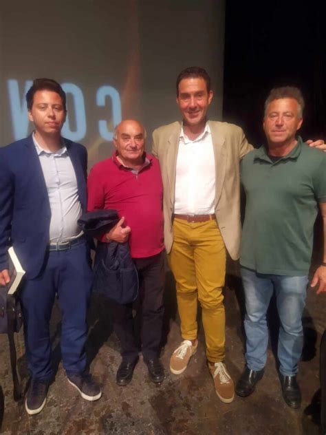 Nel Teatro Costabile Di Lamezia Terme Presentato Il Libro Il Mondo Al
