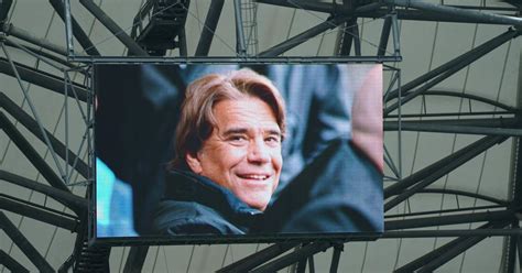 Il Manque Un Tiers Le Fils De Bernard Tapie Poursuit Son Appel Aux