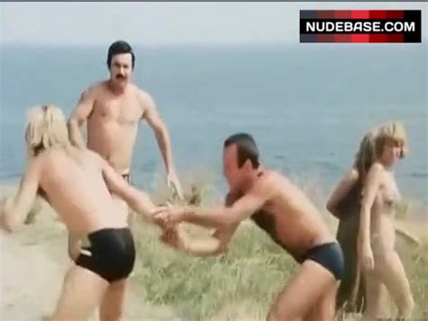 Kareen Schroter Shows Tits Butt And Pussy Und Nachstes Jahr Am