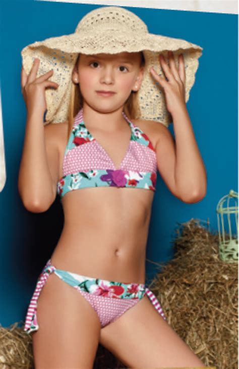 Novinha 12 Anos Bikini Telegraph