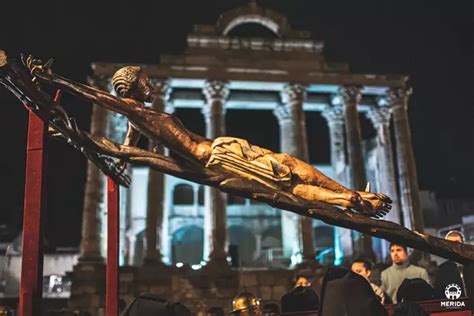 El Vía Crucis al Cristo de la O en Mérida se traslada del Anfiteatro a