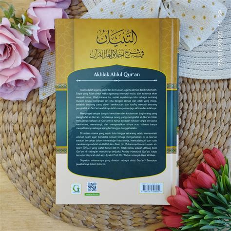 Buku At Tibyan Fi Syarh Akhlaq Ahlil Quran Akhlak Ahlul Quran Toko