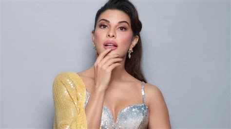 Jacqueline Fernandez Altura Peso Medidas Corporais Cor Dos Olhos