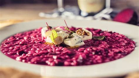 Risotto Al Vino Rosso E Gorgonzola Di Testa E Di Gola