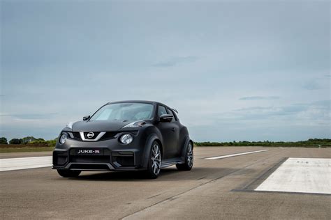 600 HP Nissan Juke R 2 0 Shows Up At Goodwood Threatens Supercars With