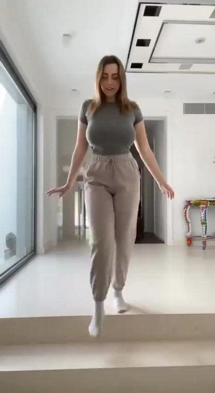 Post Tiktokboobs Tumblr Tumbex